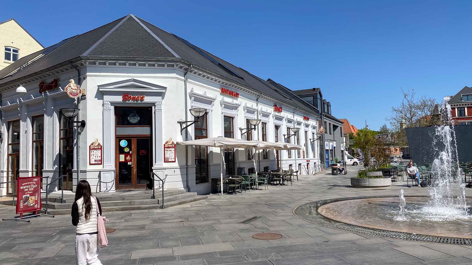 Restaurant Bone's i Latinerkvarteret