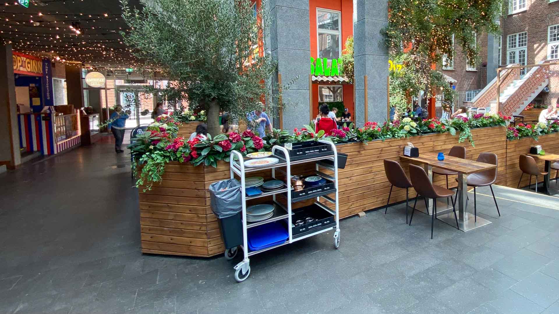 Chop Ginn er et thai spisested i Paladspassagen