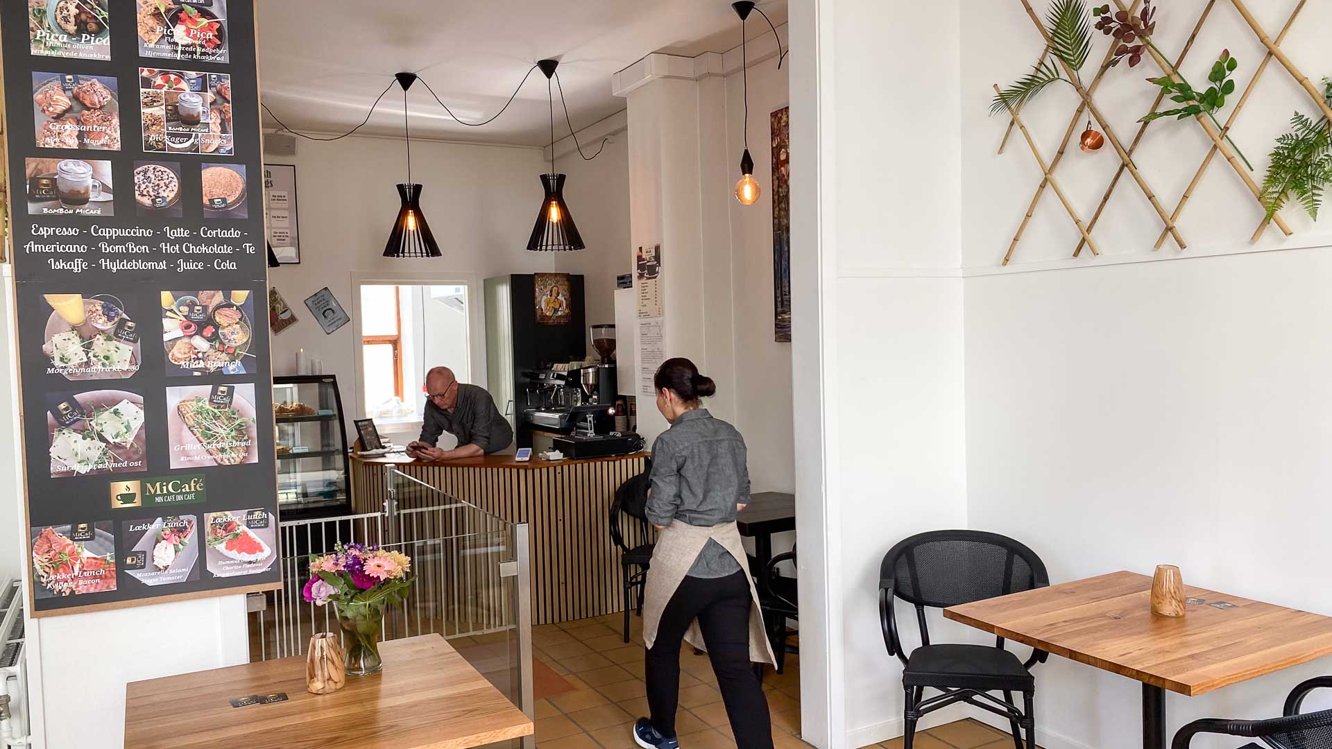 MiCafé er en lille café i Vissingsgade